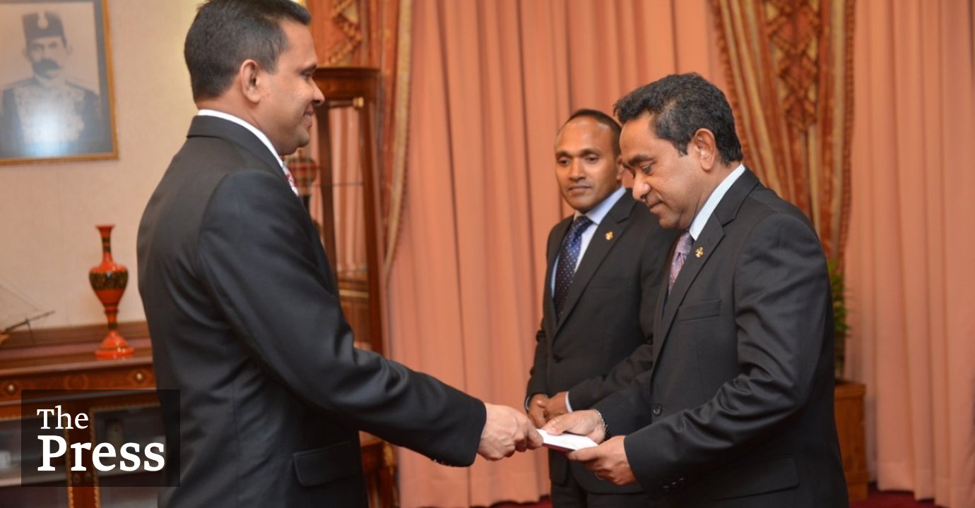 Ex-President Yameen & MP Nazim label each other as 'traitors' | ThePress