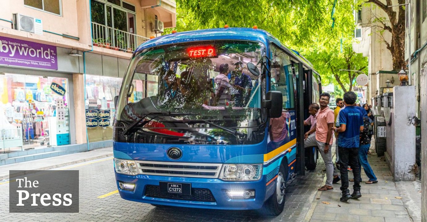 MTCC holds a trial run of RTL mini bus service in Male' | ThePress
