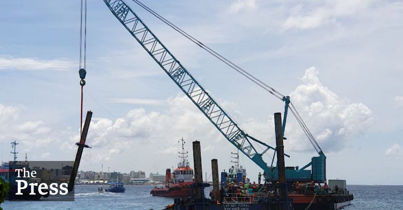 Bridge platform removed from Villimale reef after 12 days | ThePress