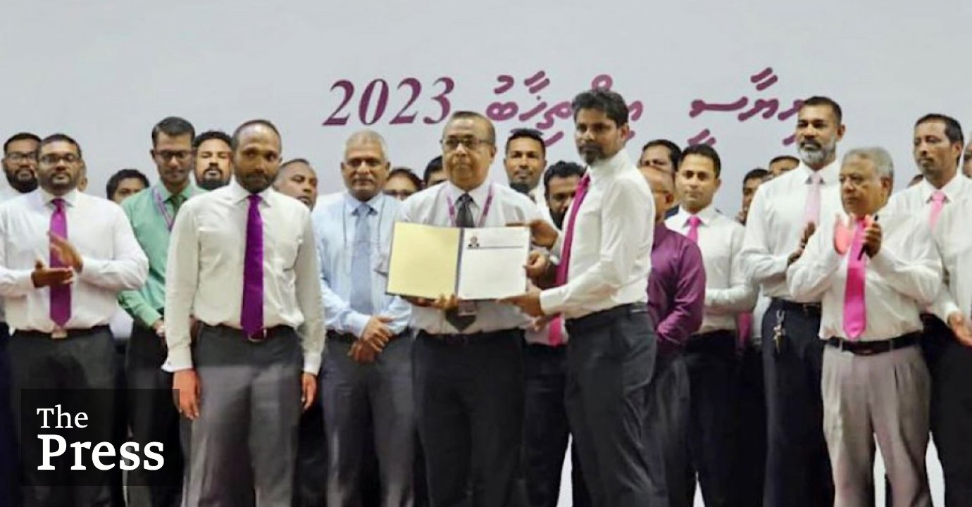 Jailed ex-President submits candidacy form | ThePress