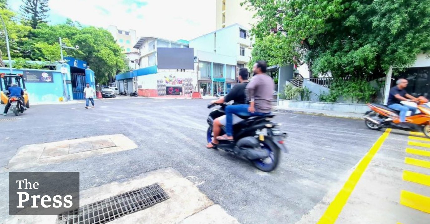 Vital junction on Ameenee Magu opened for vehicles | ThePress